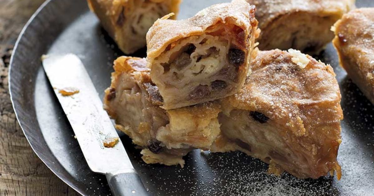 Food and Travel Magazine | Polish apple strudel