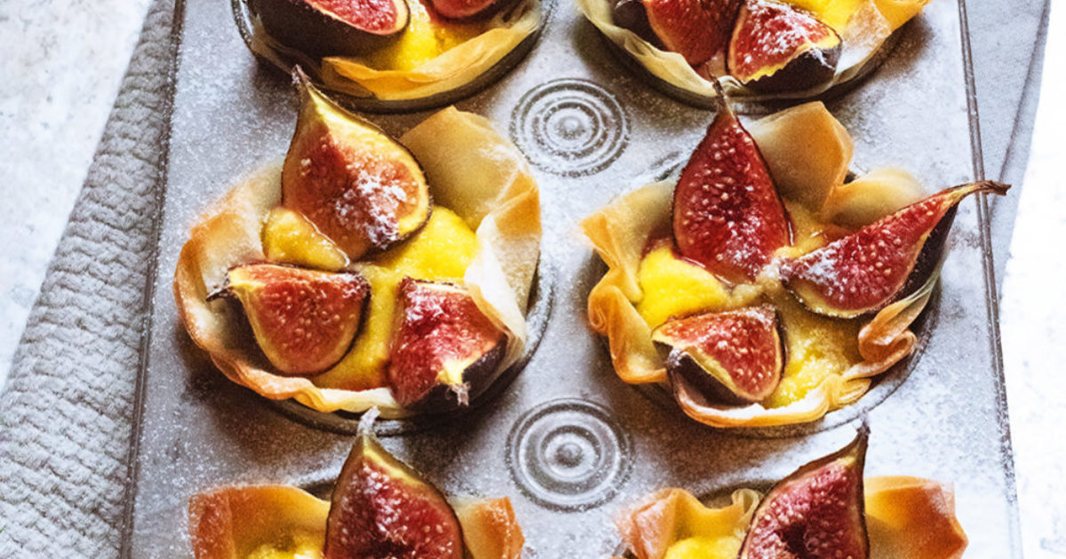 Food and Travel Magazine | Fig and custard filo tarts