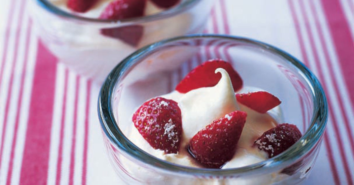 Food and Travel Magazine | Strawberries Romanoff